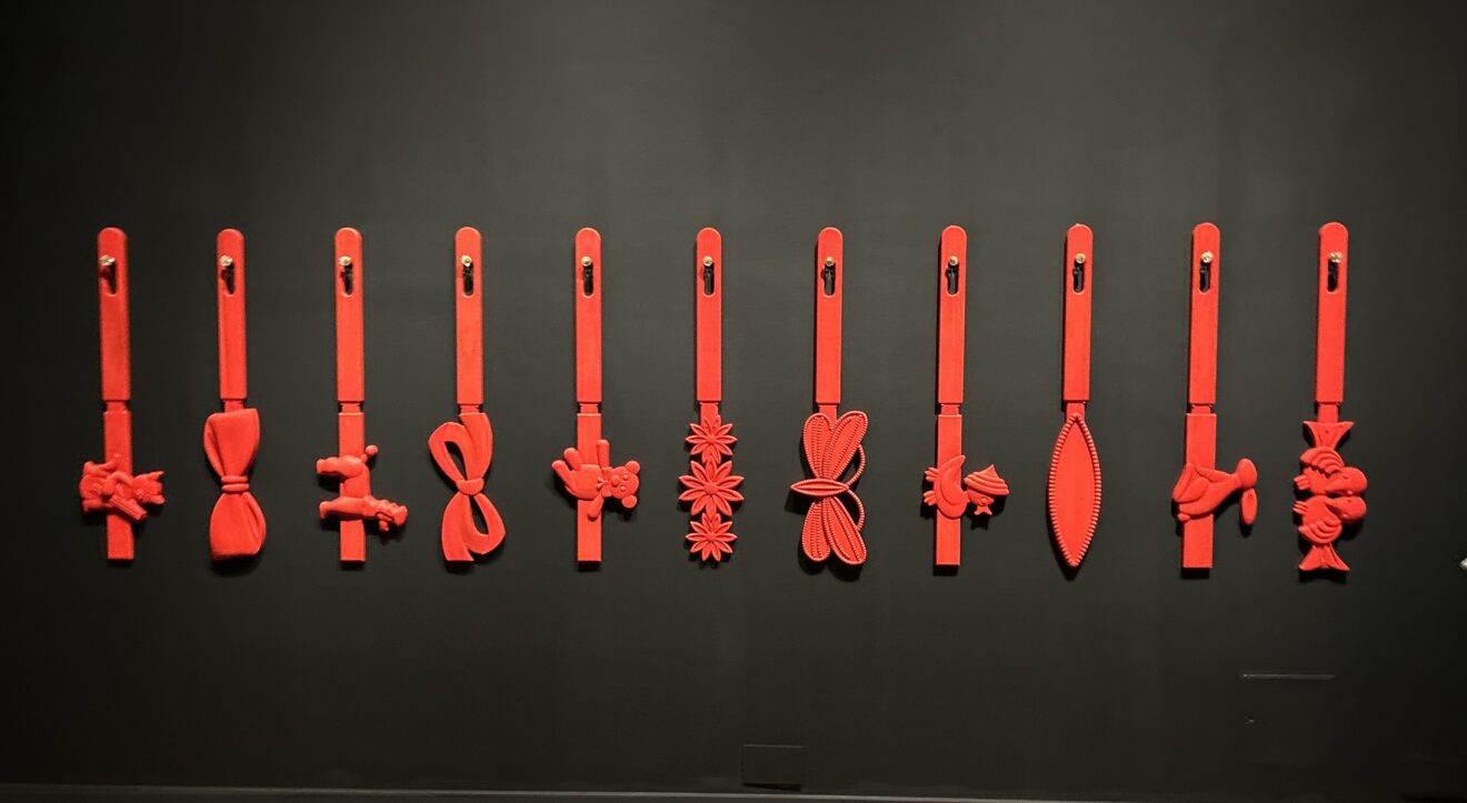 Detroit Art Review – Critical art reviews of Detroit galleries and ...